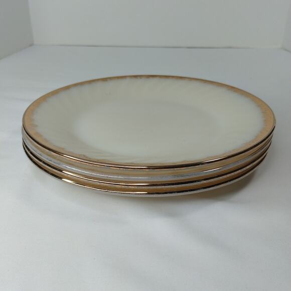 Anchor Hocking Fire King | Dining | Vintage Set Of Anchor Hocking Fire ...